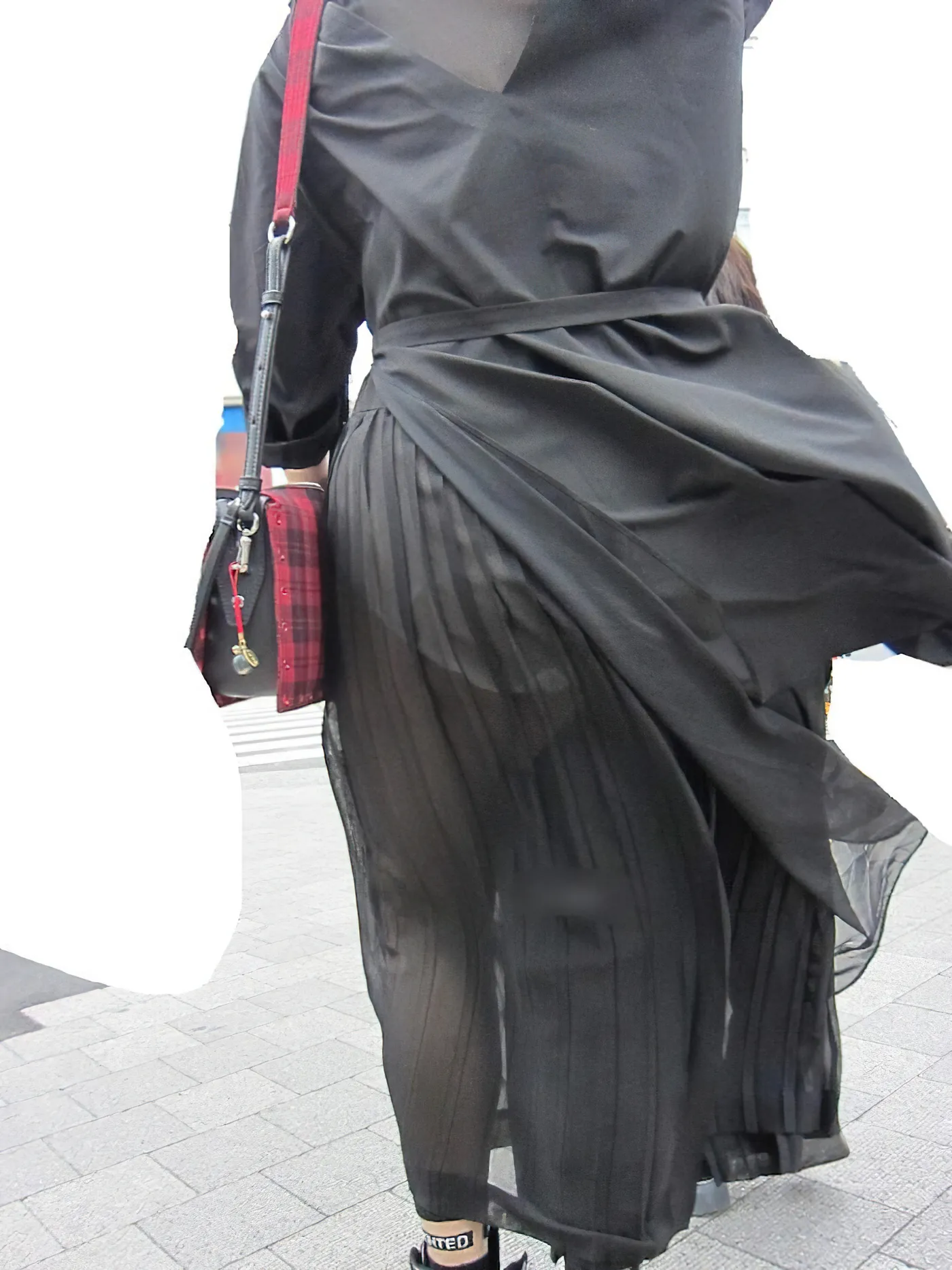 風パンチラ画像123枚~ふわっとスカートが捲れた瞬間エロ画像│エロ画像ぱんちらちゃんねる